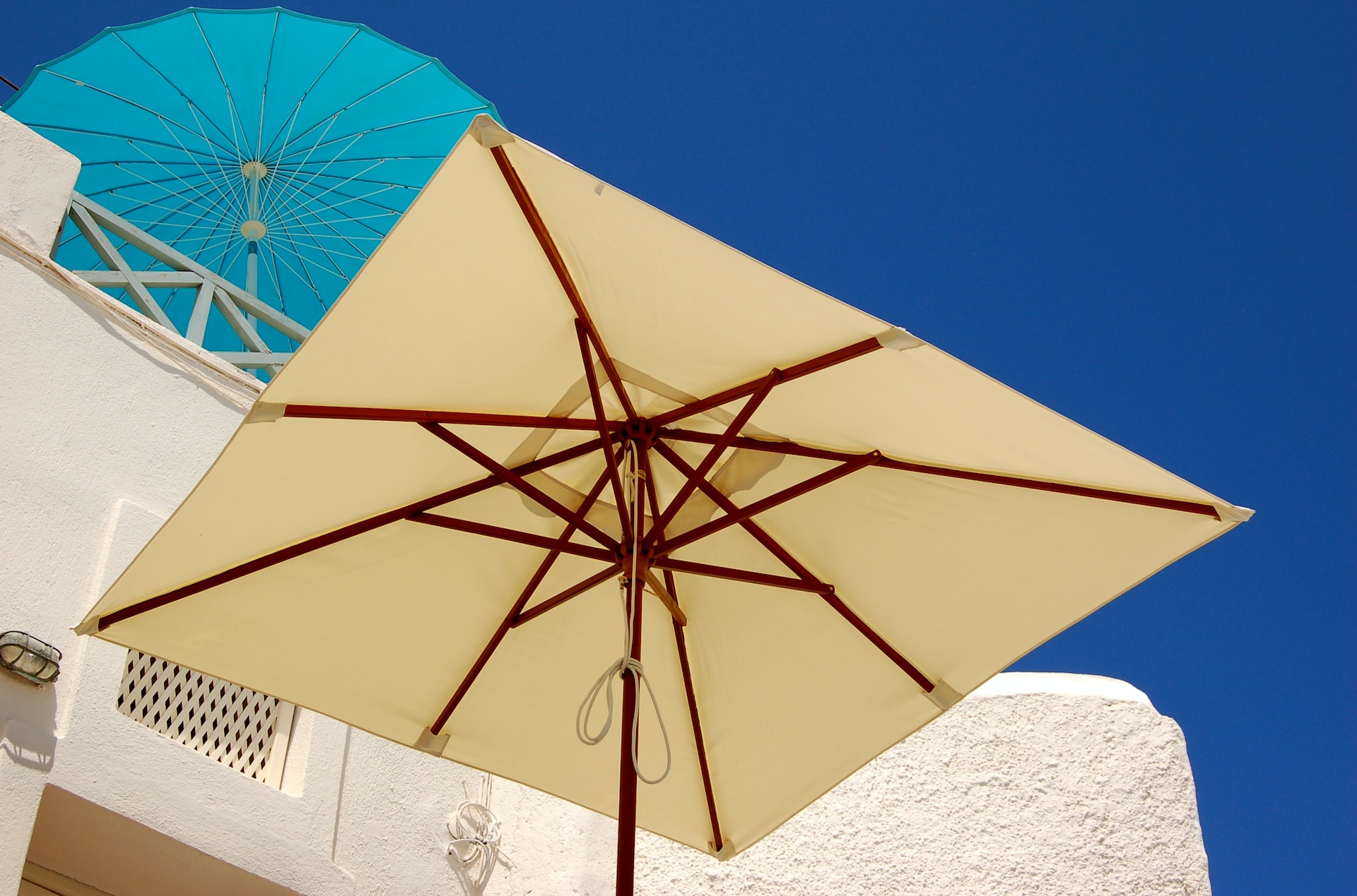 Vortex Parasols for Outdoor Comfort in Your Property