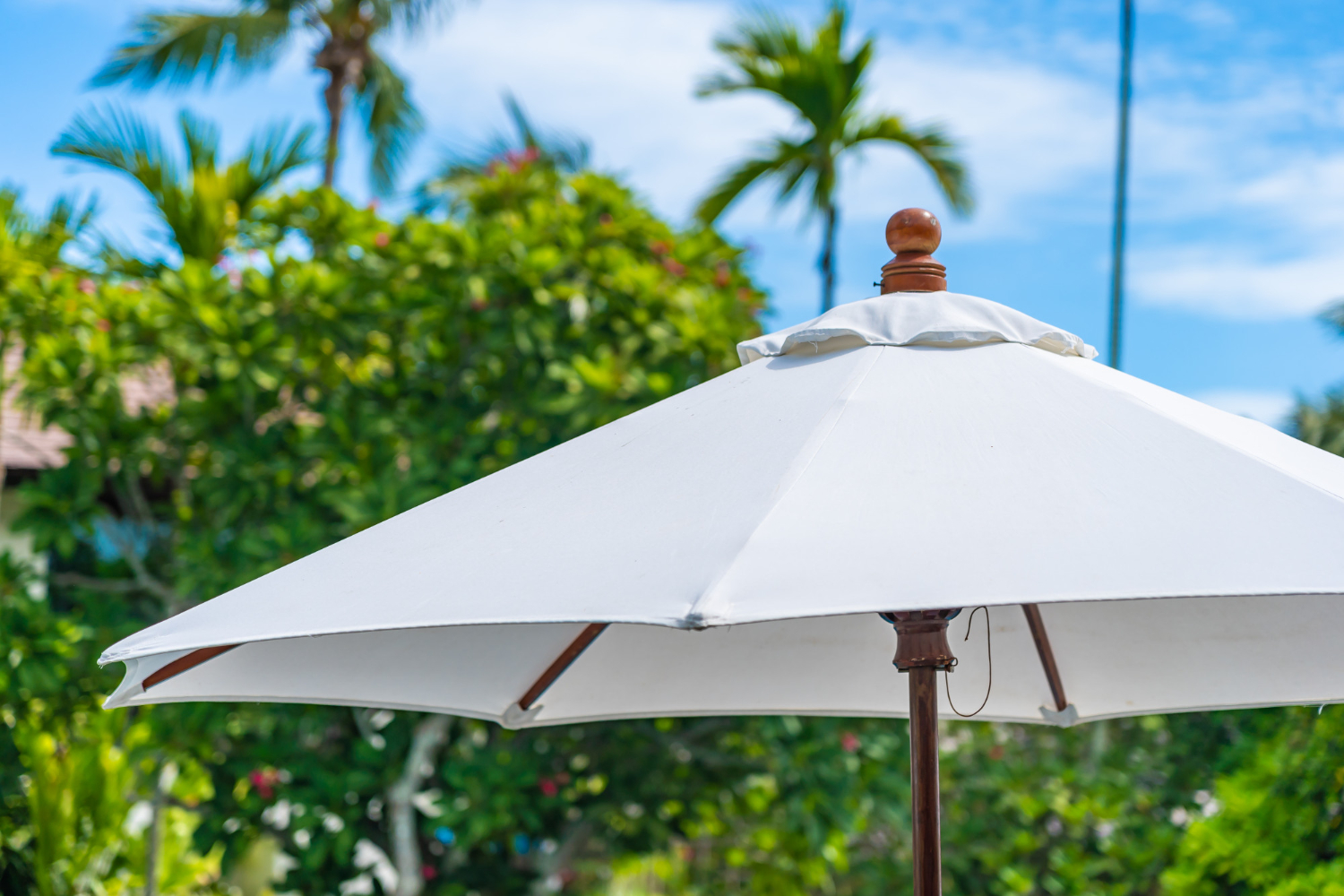 Commercial Parasol Maintenance Tips: Perry's Shades Guide